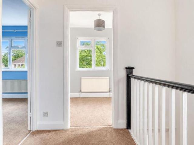 3 bedroom semi detached house for rent in St David's Road, Hextable, BR8