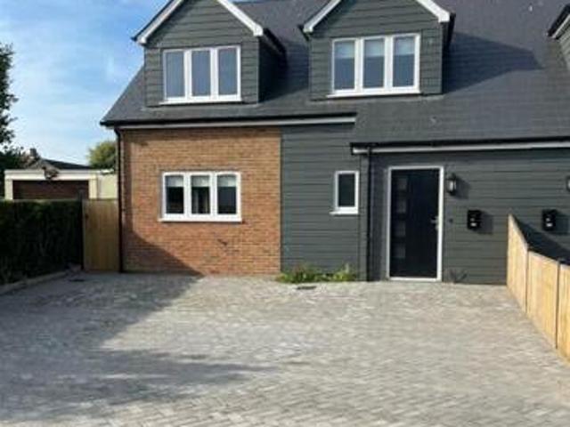 3 Bedroom Semi detached House For Rent In St. Marys Bay