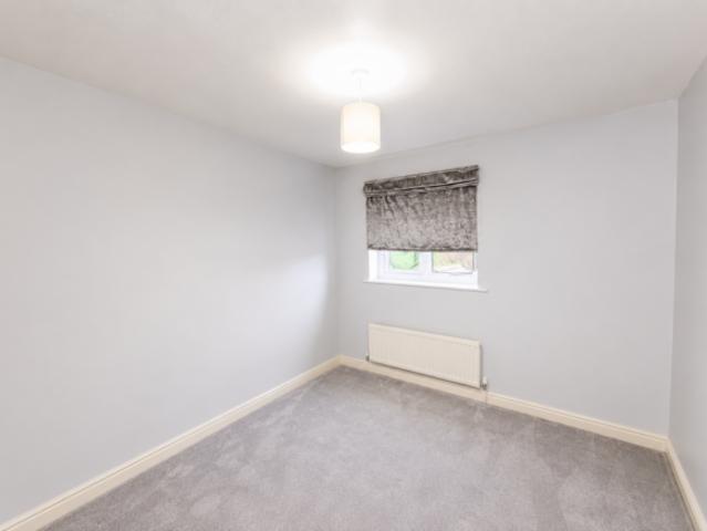 3 bedroom semi detached house for rent in St Marys Park Crescent, Armley, Leeds, LS12