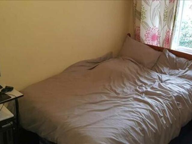 3 bedroom semi detached house for rent in St Peters Grove, Canterbury, CT1