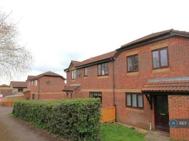 3 Bedroom Semi detached House For Rent In Stoke Gifford, Bristol