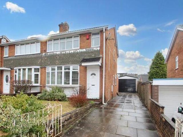 3 Bedroom Semi detached House For Rent In Stoke on trent