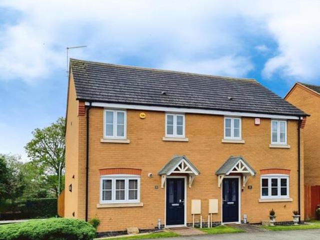 3 Bedroom Semi detached House For Rent In Stamford, Lincolnshire