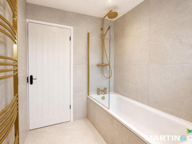 3 bedroom semi detached house for rent in Stanley Avenue, Harborne B32