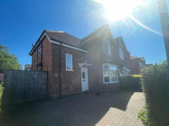 3 Bedroom Semi detached House For Rent In Stapleford