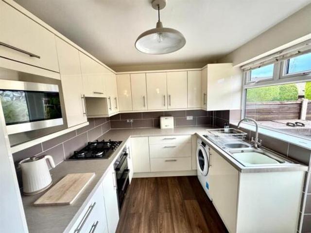 3 bedroom semi detached house for rent in Stephenson Road, Stretford, M32