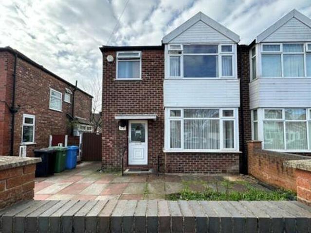 3 Bedroom Semi detached House For Rent In Stretford