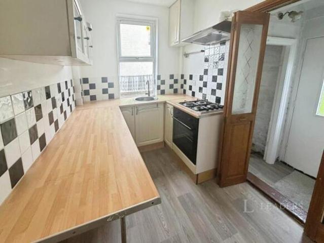 3 bedroom semi detached house for rent in Sycamore House Road, Sheffield, S5