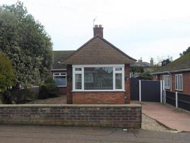 3 bedroom semidetached bungalow for rent in Roman Way Caister NR30