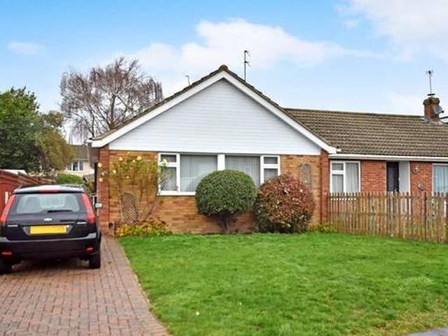 3 bedroom semidetached bungalow for sale in Green Road Didcot OX11