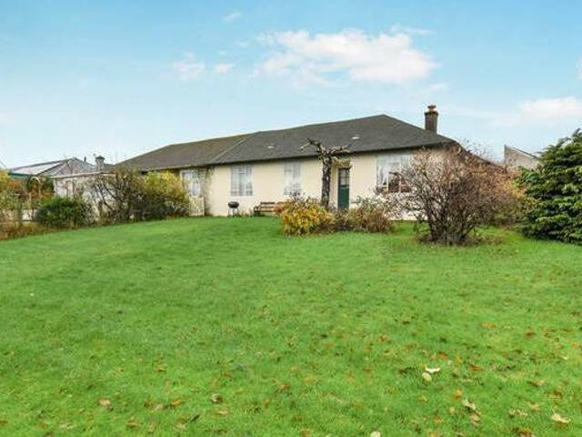 3 bedroom semidetached bungalow for sale in Leslie Place Pitlochry PH16