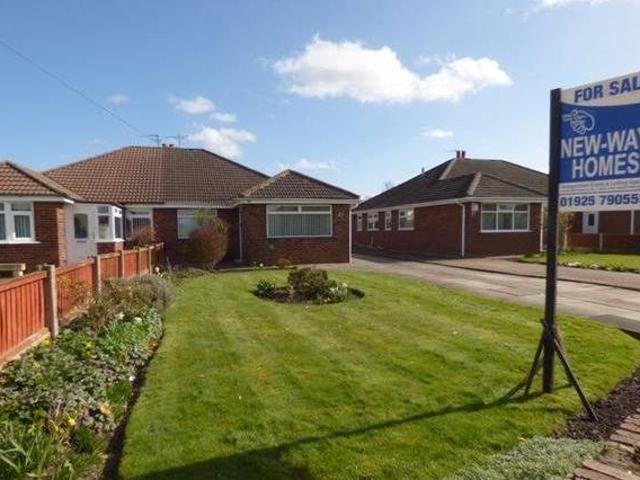 3 bedroom semidetached bungalow for sale in Walsingham Road Warrington WA5