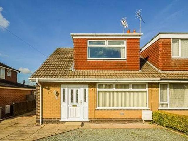 3 bedroom semidetached bungalow for sale in 88 Primrose Avenue Crewe CW1 5QB CW1