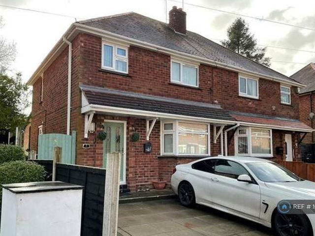 3 bedroom semidetached house for rent in Malbank Road Crewe CW2