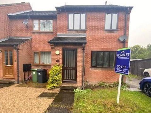 3 bedroom semidetached house for rent in Manor Croft Ripley DE5