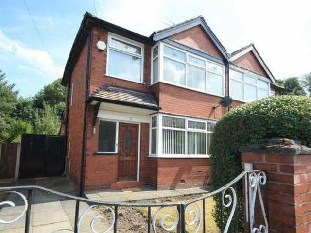 3 bedroom semidetached house for rent in Mesne Lea Grove Worsley M28