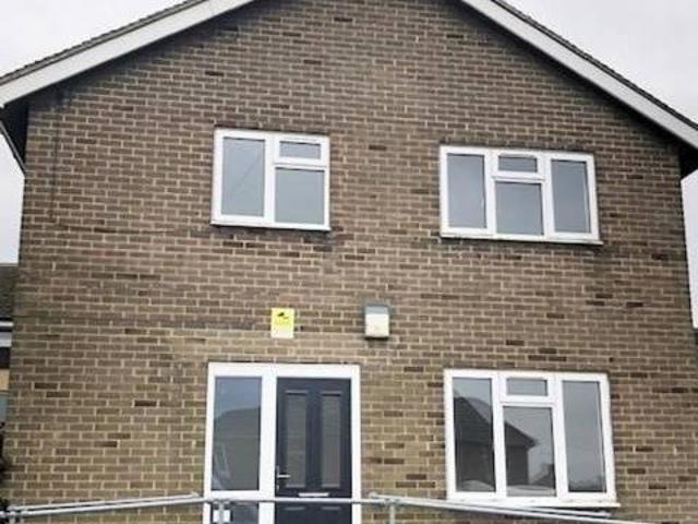 3 bedroom semidetached house for rent in Mill Lane Codnor DE5
