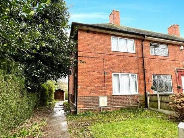 3 bedroom semidetached house for rent in Abbey Bridge Nottingham NG7
