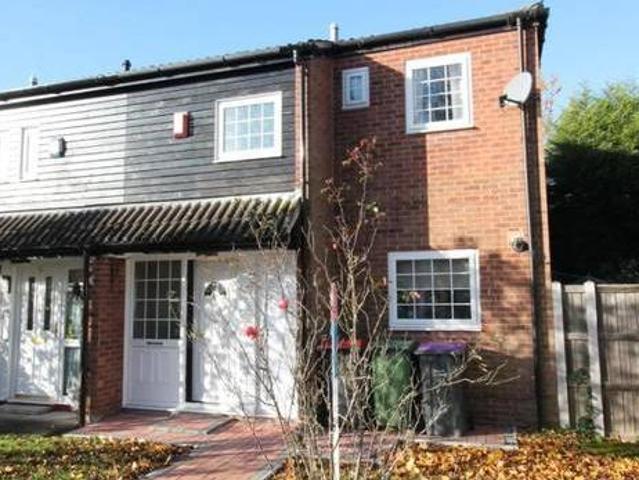 3 bedroom semidetached house for rent in Acacia Drive Leegomery Telford TF1
