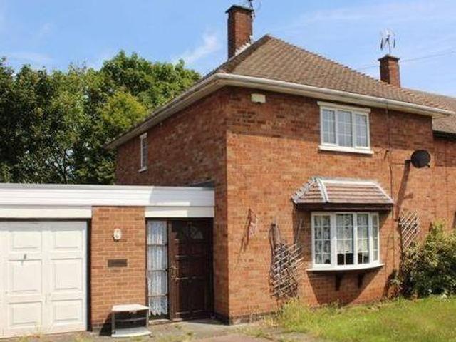 3 bedroom semidetached house for rent in Burns Road LOUGHBOROUGH LE11