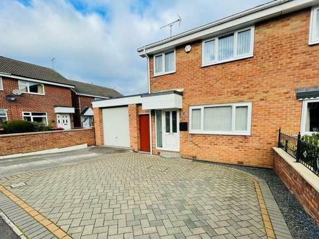 3 bedroom semidetached house for rent in Badsworth Way Bramley S66 2XS S66