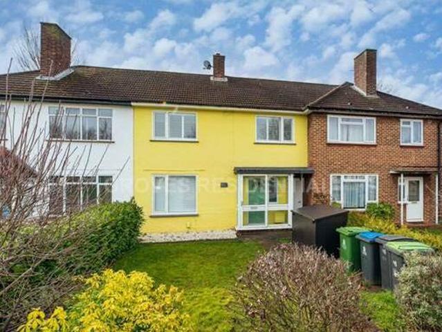 3 bedroom semidetached house for rent in Barton Green New Malden KT3