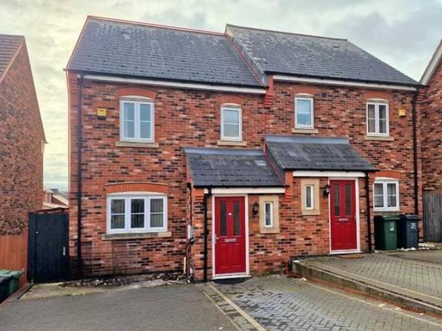 3 bedroom semidetached house for rent in Becks Close Birstall Leicester LE4