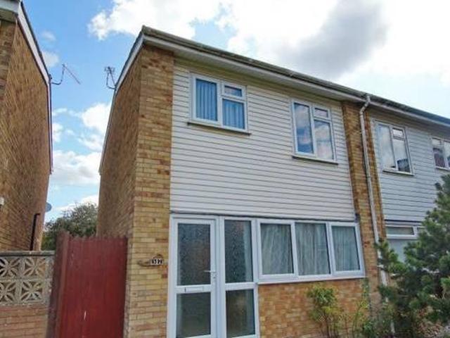 3 bedroom semidetached house for rent in Birch Close Patchway Bristol BS34 5SD BS34