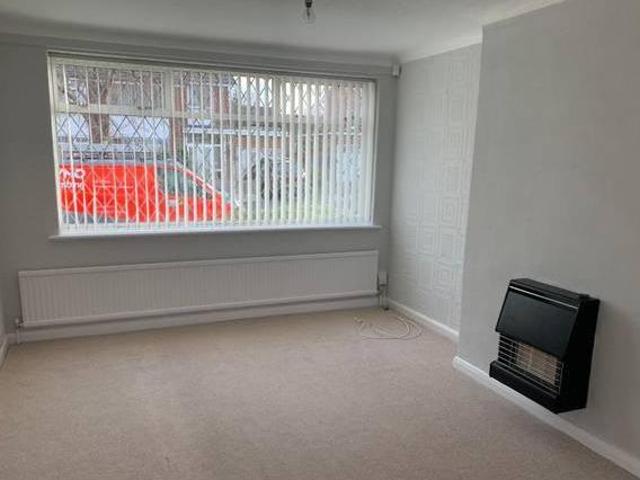 3 bedroom semidetached house for rent in Bradwell Drive Cheadle SK8