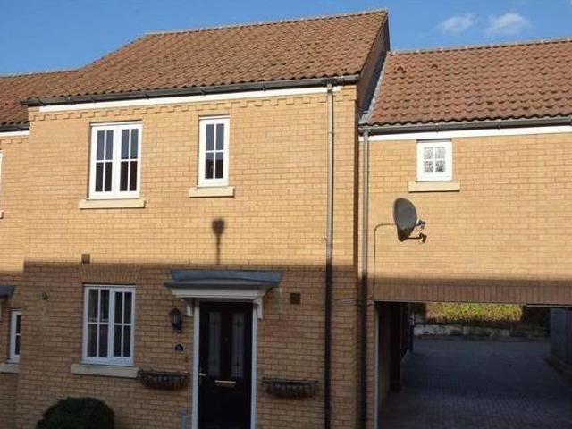 3 bedroom semidetached house for rent in Briar Grove ELY Cambridgeshire CB6