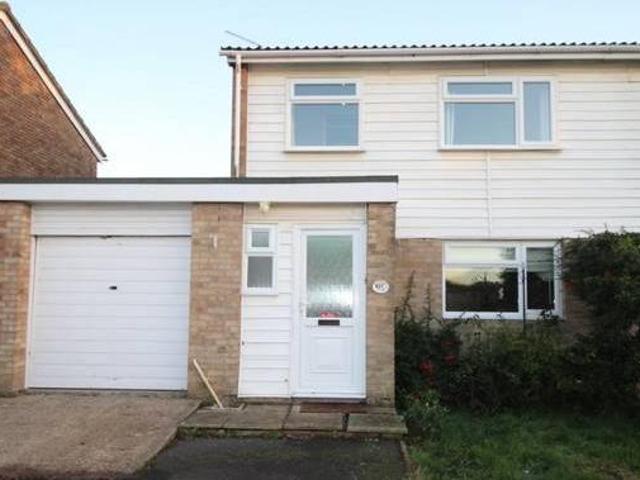 3 bedroom semidetached house for rent in Bridgemere Road Eastbourne East Sussex BN22