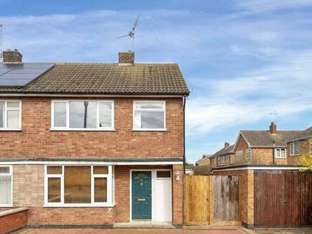 3 bedroom semidetached house for rent in Caithness Road Stamford PE9