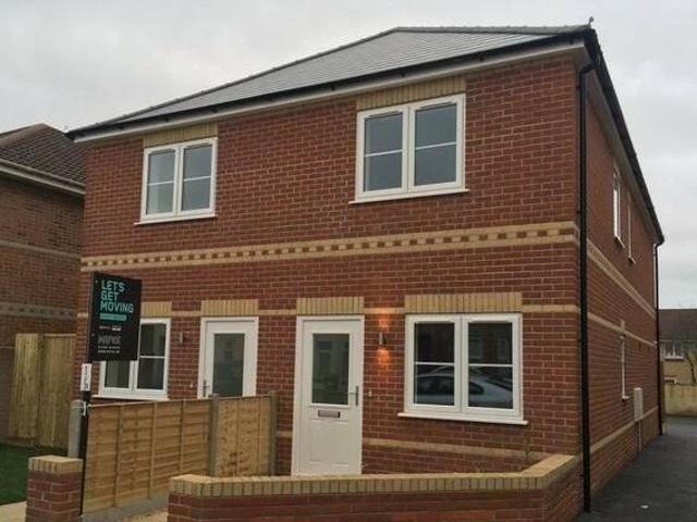 3 bedroom semidetached house for rent in Calvin Road Bournemouth BH9