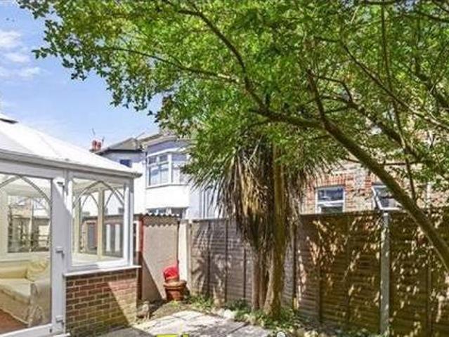 3 bedroom semidetached house for rent in Carlton Road Bournemouth BH1