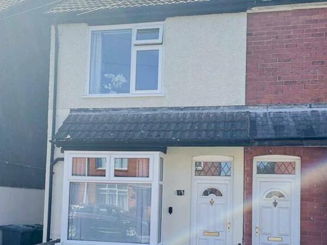 3 bedroom semidetached house for rent in Crescent Road Coalville LE67
