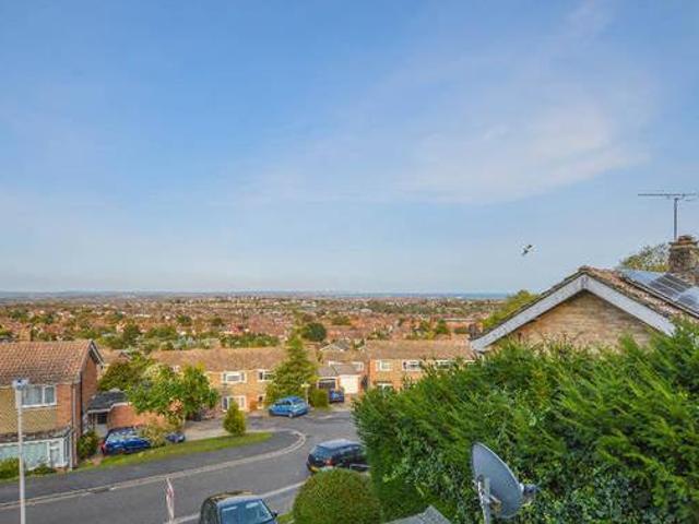 3 bedroom semidetached house for rent in Den Hill Eastbourne East Sussex BN20