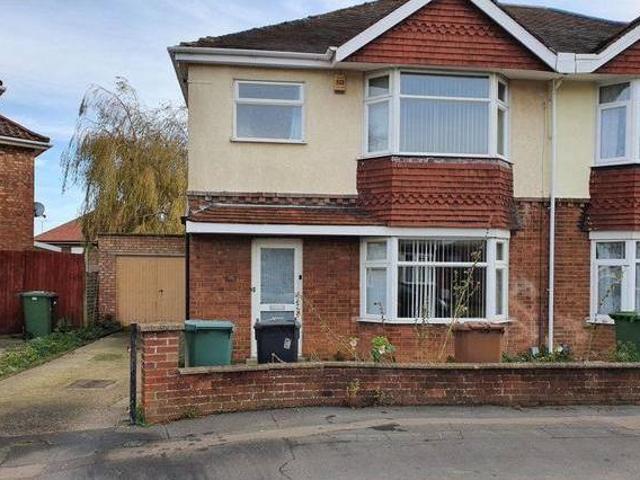 3 bedroom semidetached house for rent in Eastfield PE1