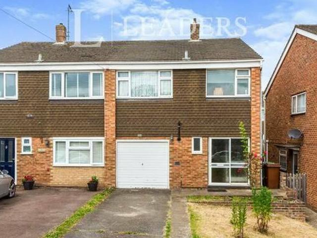 3 bedroom semidetached house for rent in Fernhrust Crescent TN4