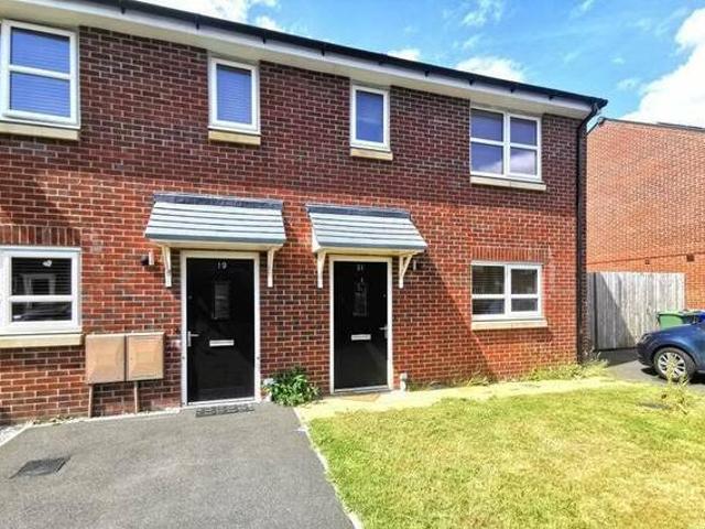 3 bedroom semidetached house for rent in Gabriel Close Gorton M12