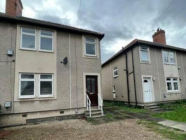 3 bedroom semidetached house for rent in GeorgeAGreen Road Wakefield WF2