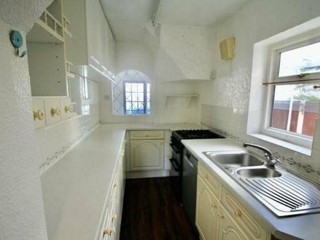 3 bedroom semidetached house for rent in Goshawk Gardens Hayes UB4