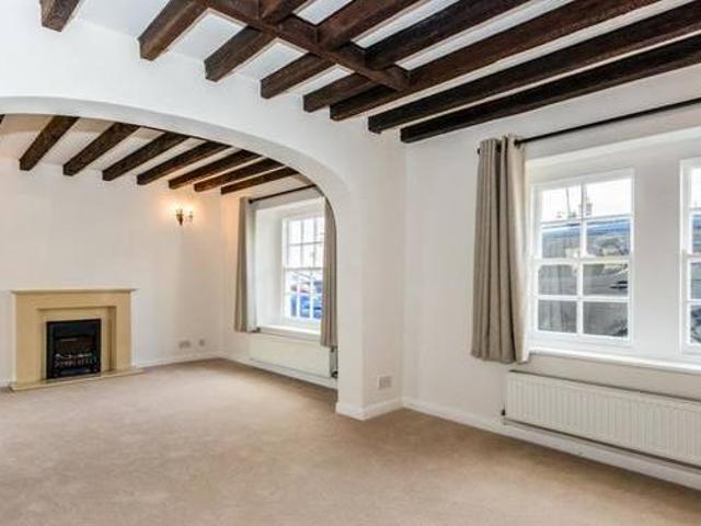 3 bedroom semidetached house for rent in Harold Road Westbourne PO10