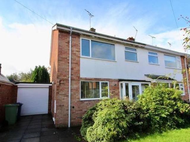 3 bedroom semidetached house for rent in Heathfield Avenue Stone ST15 0HD ST15