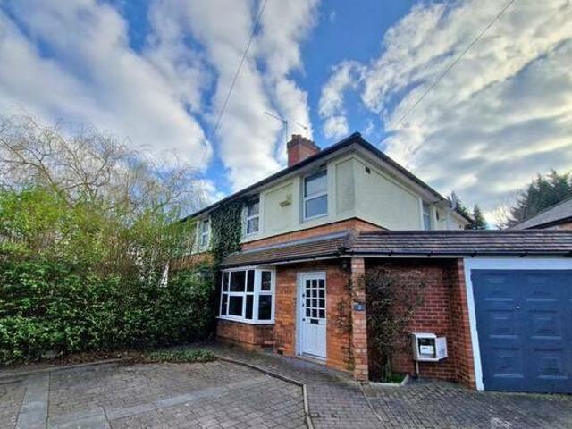 3 bedroom semidetached house for rent in Hilldrop Grove Harborne B17