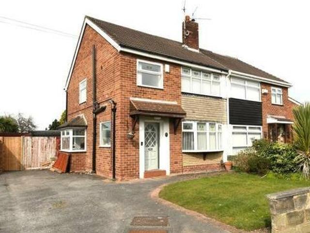 3 bedroom semidetached house for rent in Holmlands Drive Prenton Wirral CH43