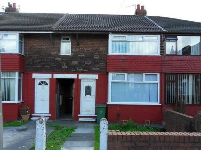 3 bedroom semidetached house for rent in Honiston Avenue Rainhill L35