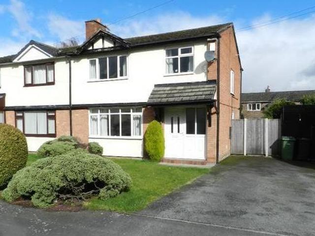 3 bedroom semidetached house for rent in Howard Road Culcheth WA3 5EG WA3