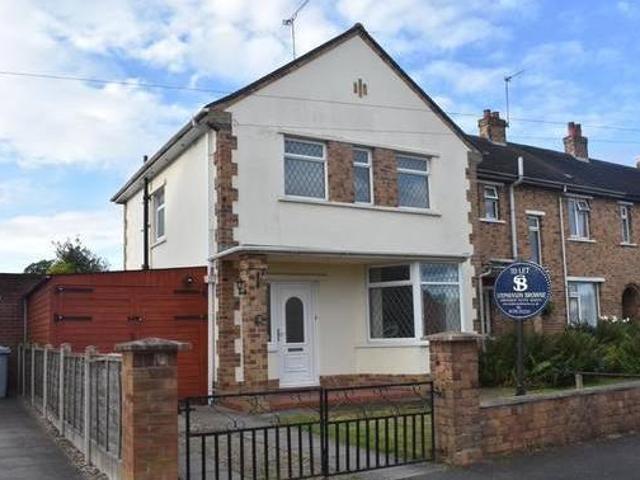 3 bedroom semidetached house for rent in Jubilee Gardens Nantwich CW5
