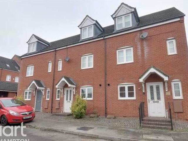 3 bedroom semidetached house for rent in Jack English Close Northampton NN5