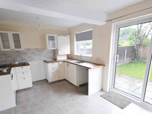 3 bedroom semidetached house for rent in Keyes Close Warrington Cheshire WA3